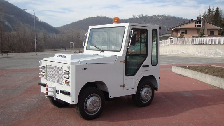 Tow Tractors - Fresia Spa